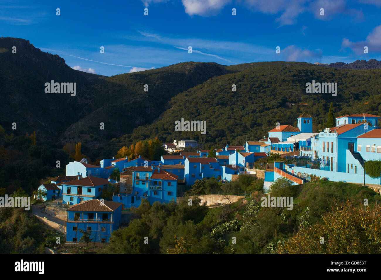 Juzcar, Genal Valley, Genal river valley, Serranía de Ronda. Smurfs ...