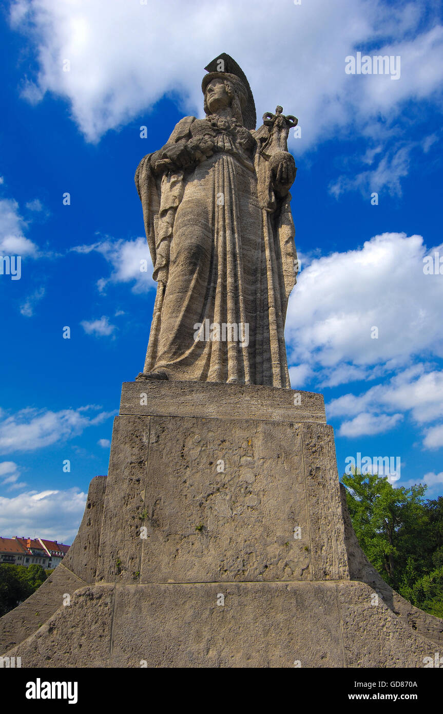 Maximilian Bridge, Pallas Athena Statue, Maximilianstrasse, Munich ...