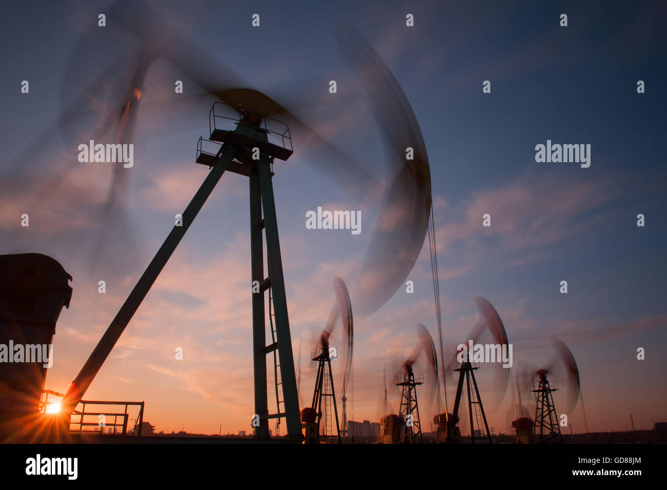 Oil field of Daqing City, Heilongjiang Province, China Stock Photo - Alamy