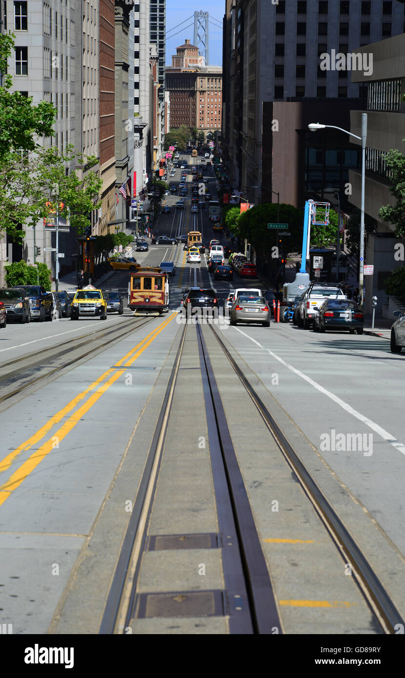California street cable car hi-res stock photography and images - Alamy