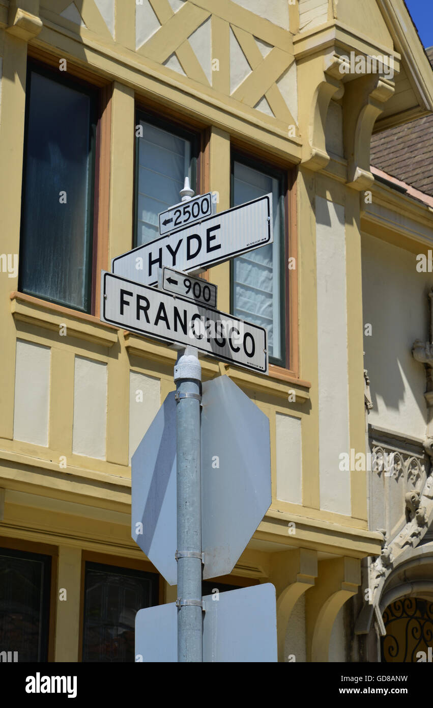Junction hyde and francisco streets hi-res stock photography and images ...