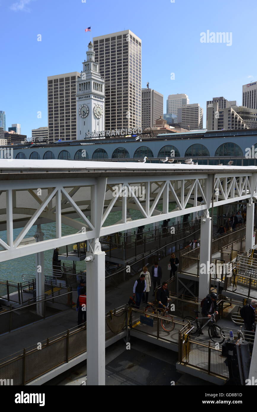 Ferry terminal building san francisco hi-res stock photography and ...