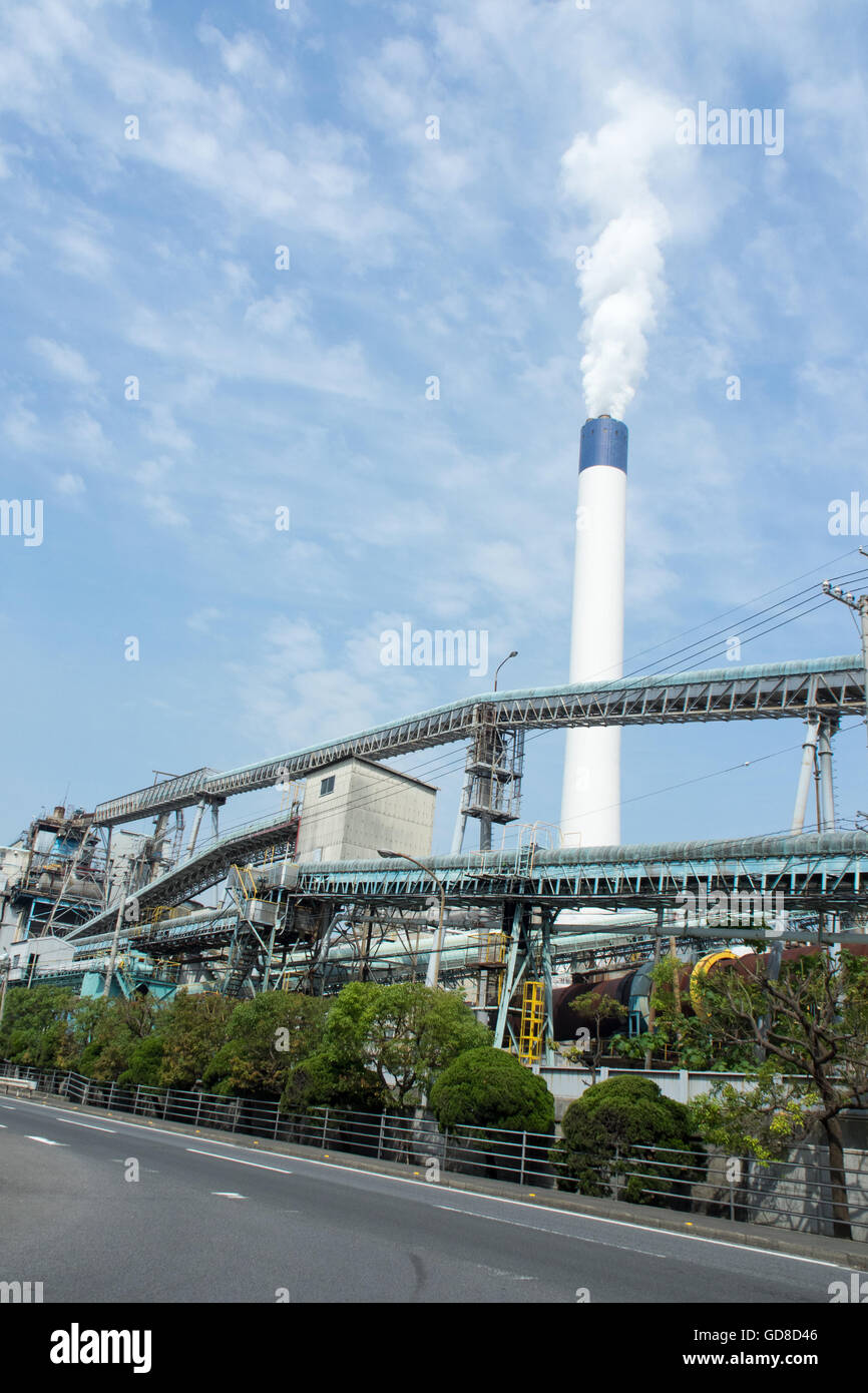 Refinery plant japan hi-res stock photography and images - Alamy