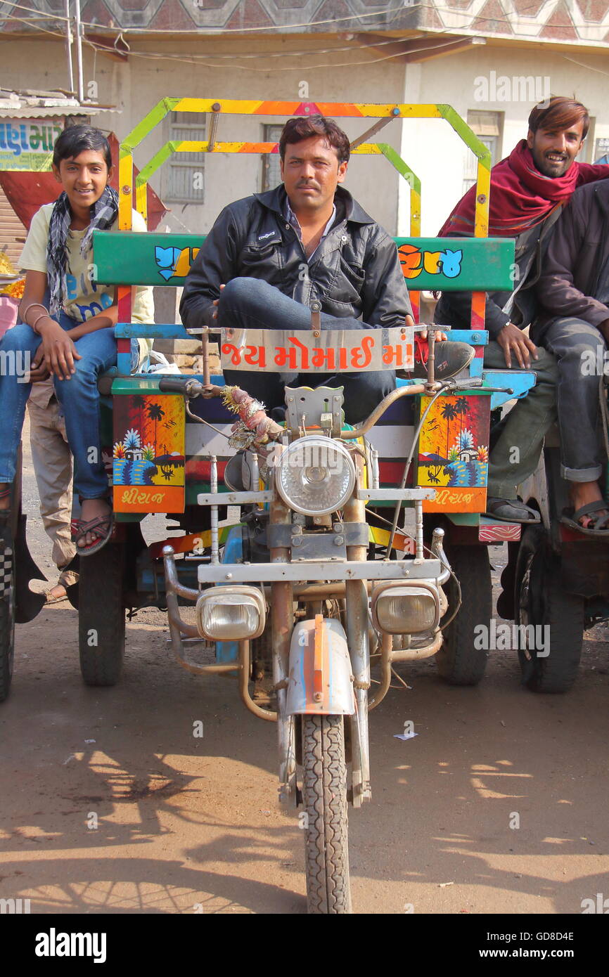 Chakda (Gujarati public transport) in Gondal, Gujarat, India Stock ...