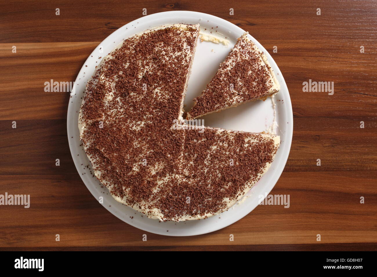 Layer cake with buttercream and jam Stock Photo - Alamy