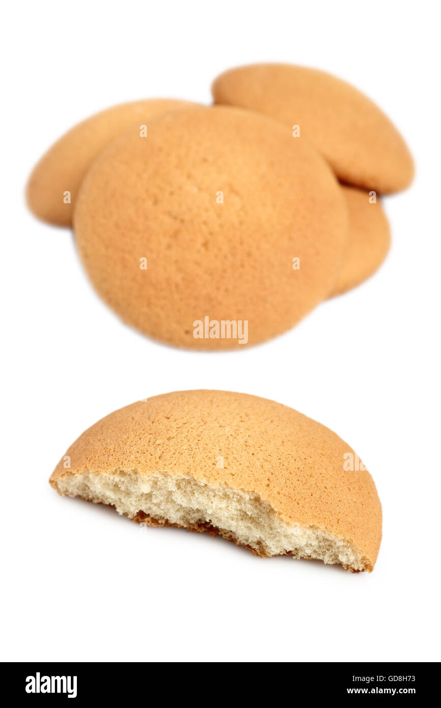 Sponge biscuits hi-res stock photography and images - Alamy