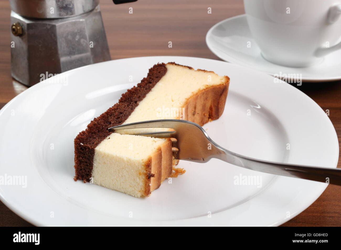 Eating cheesecake hi-res stock photography and images - Alamy