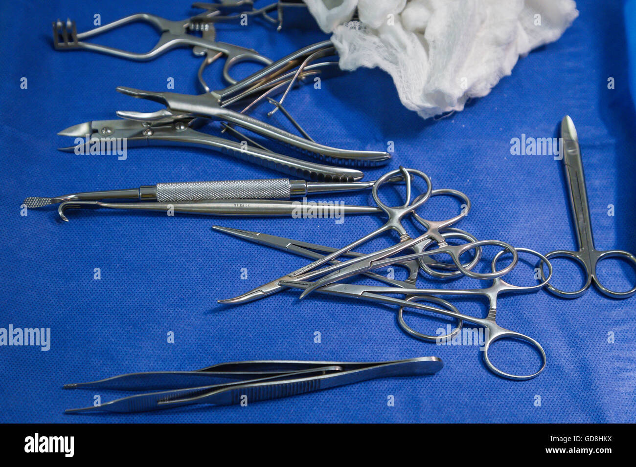 Surgical tray surgery instruments hi-res stock photography and images ...