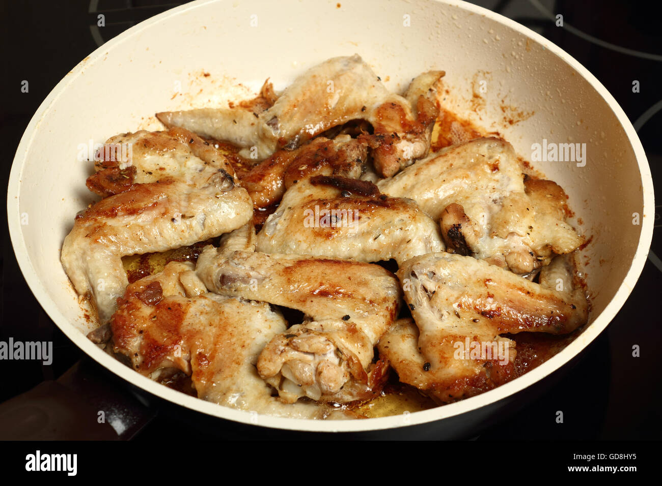 Making chicken wings hi-res stock photography and images - Alamy