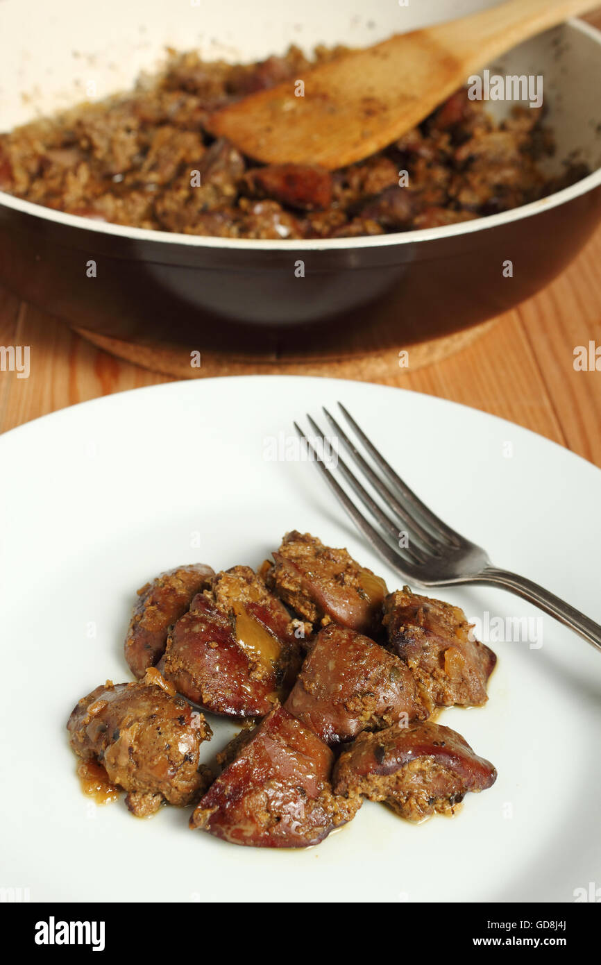 Cooked chicken liver Stock Photo - Alamy