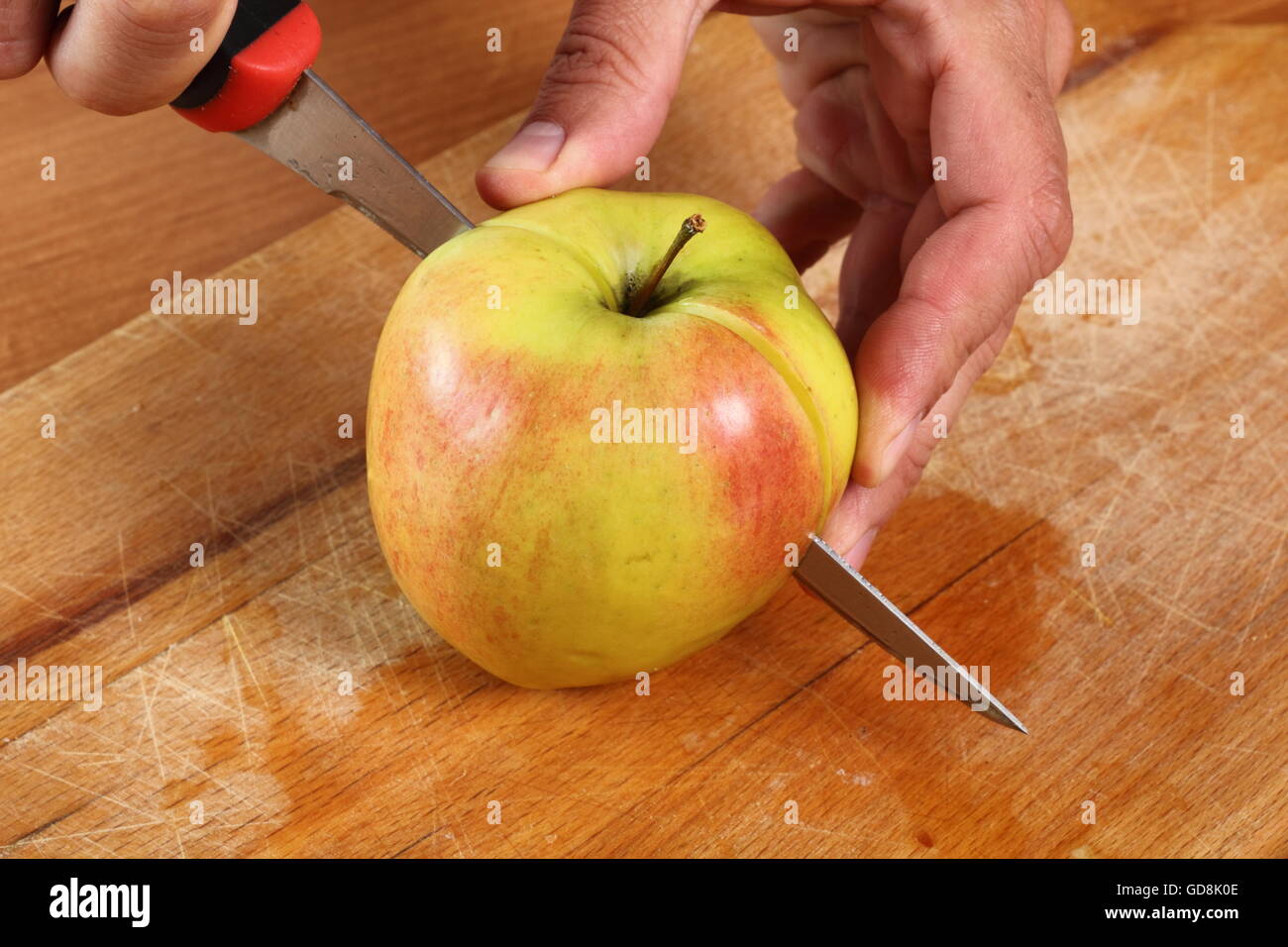 Apple in half hi-res stock photography and images - Alamy