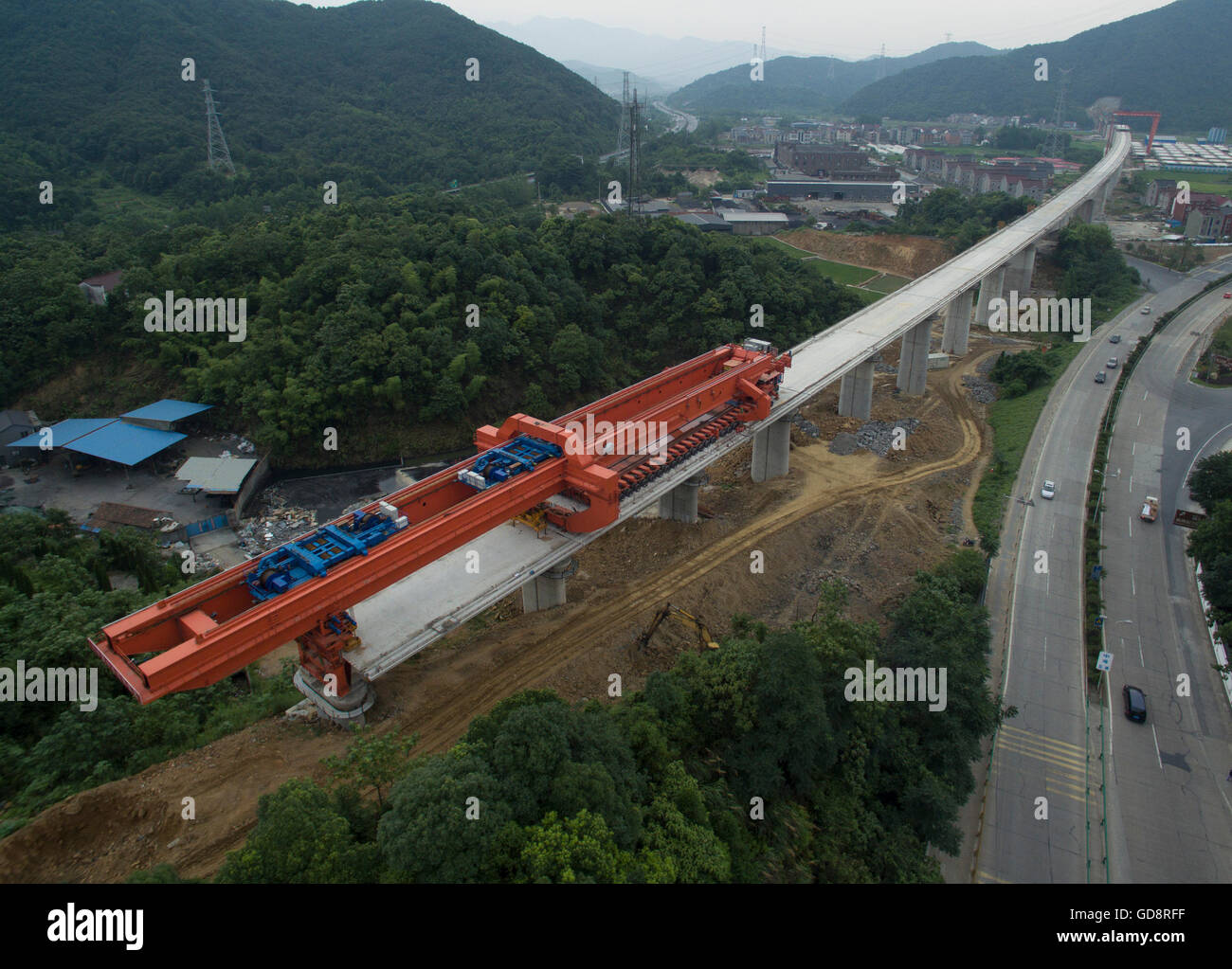 Fuyang, Chenjiafan Bridge of the Hangzhou-Huangshan High-Speed Railway ...