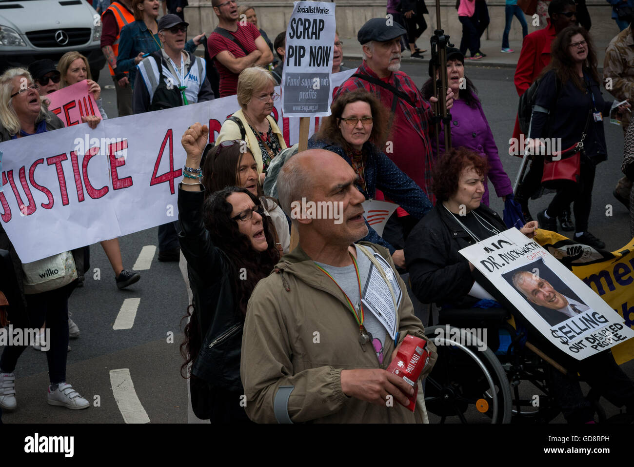 Benefits payments hi-res stock photography and images - Alamy