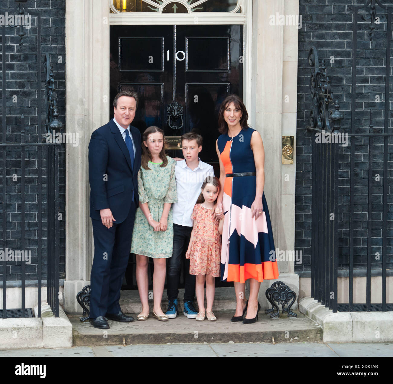 David cameron theresa may 2016 hi-res stock photography and images - Alamy