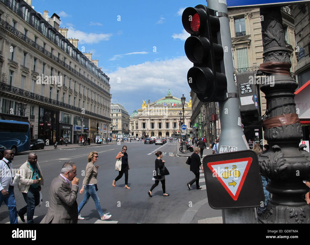 Paris, France. 13th July, 2016. A sign on a traffic light allows ...