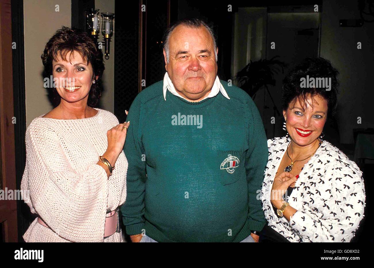 Jonathan Winters, Beverly Sassoon, And .Carol Connors. 13th Apr, 2006 ...