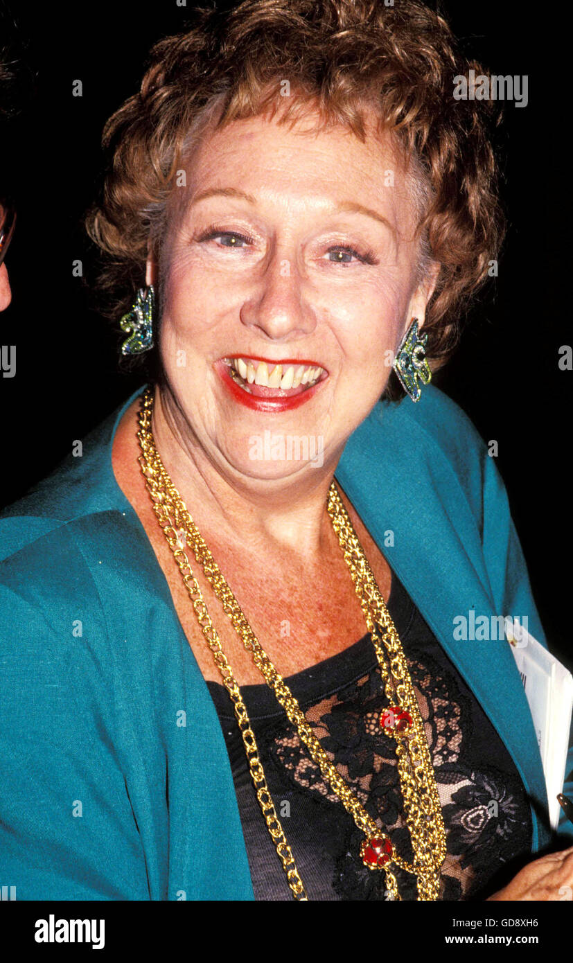 Jean Stapleton. 29th Dec, 2005. JEANSTAPLETONRETRO.1991 © Roger Karnbad ...