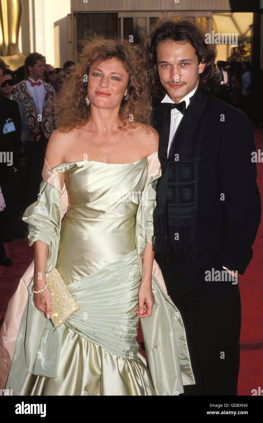 June 30, 2005 - 3-1989.( JACQUELINE ) JACKIE BISSET AND V ENT . - 1989 ...