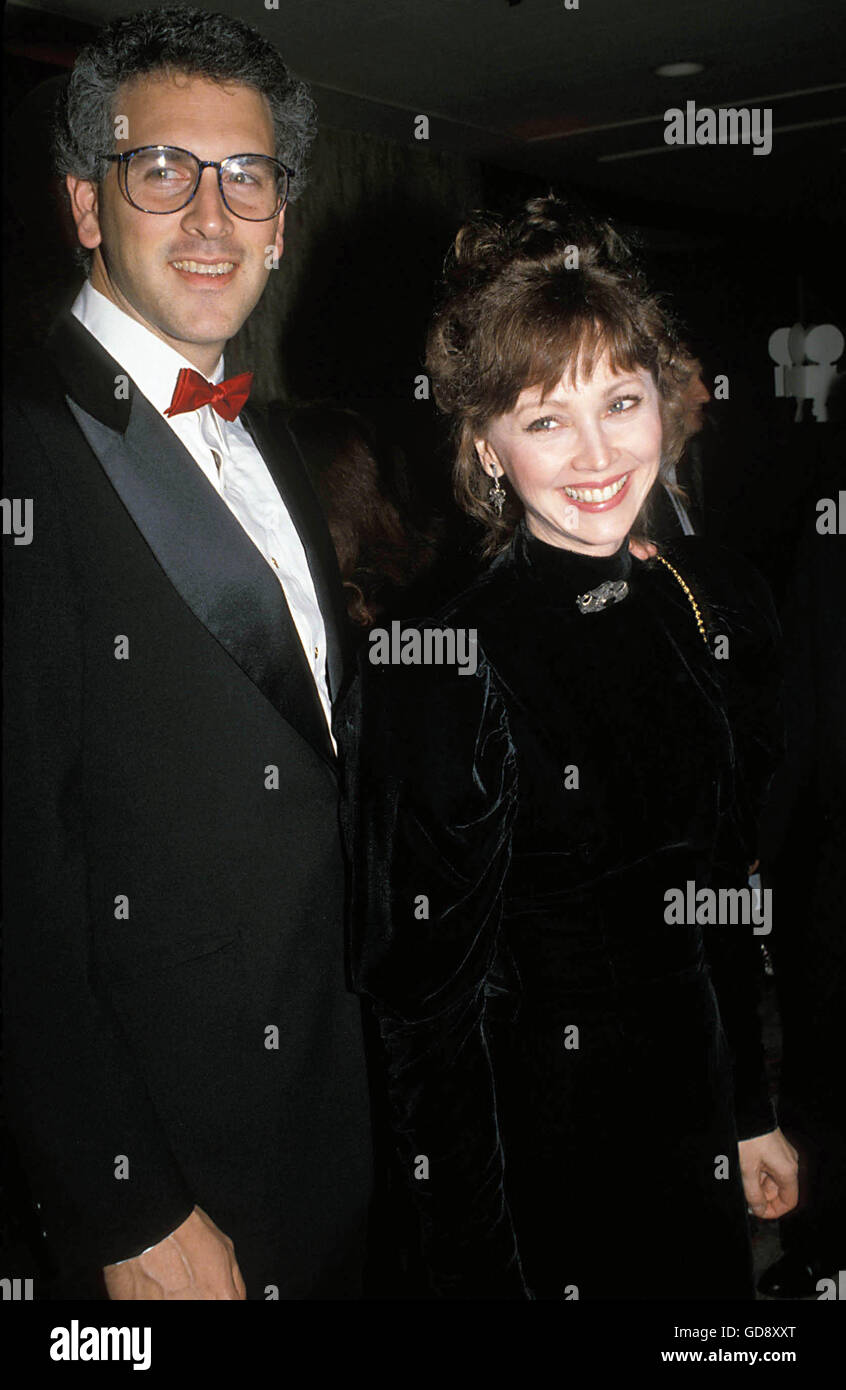 Nov. 26, 2004 - 3-1990.SHELLEY LONG AND BRUCE TYSON. 1990(Credit Image ...