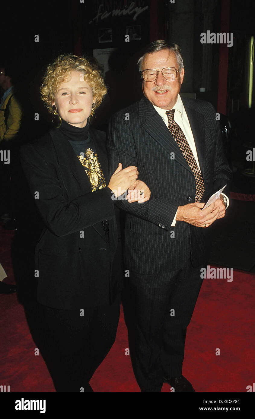 June 4, 2007 - GLENN CLOSE FATHER DR. WILLIAM CLOSE 10-1989. - 1989 ...