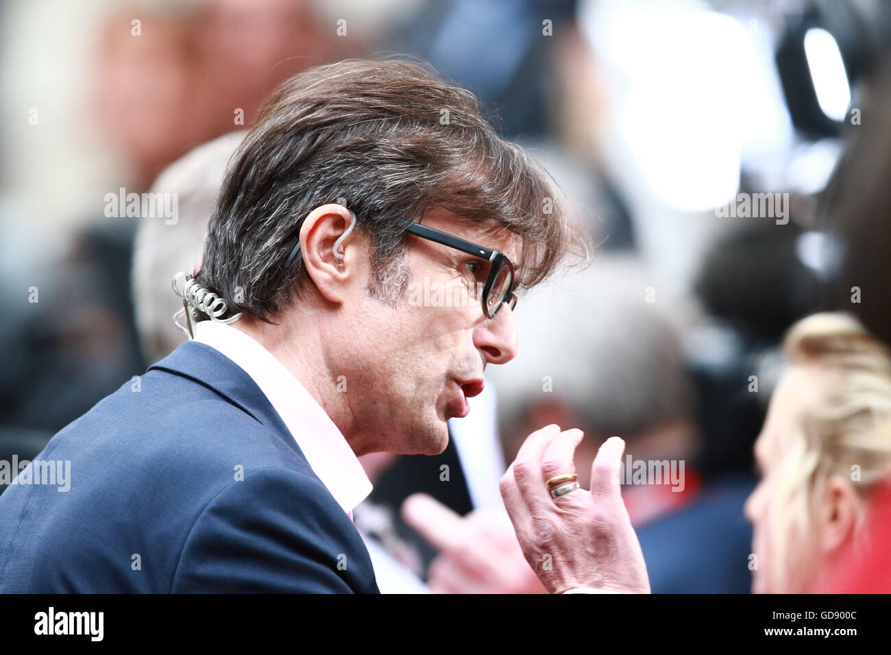 Robert peston cameron hi-res stock photography and images - Alamy
