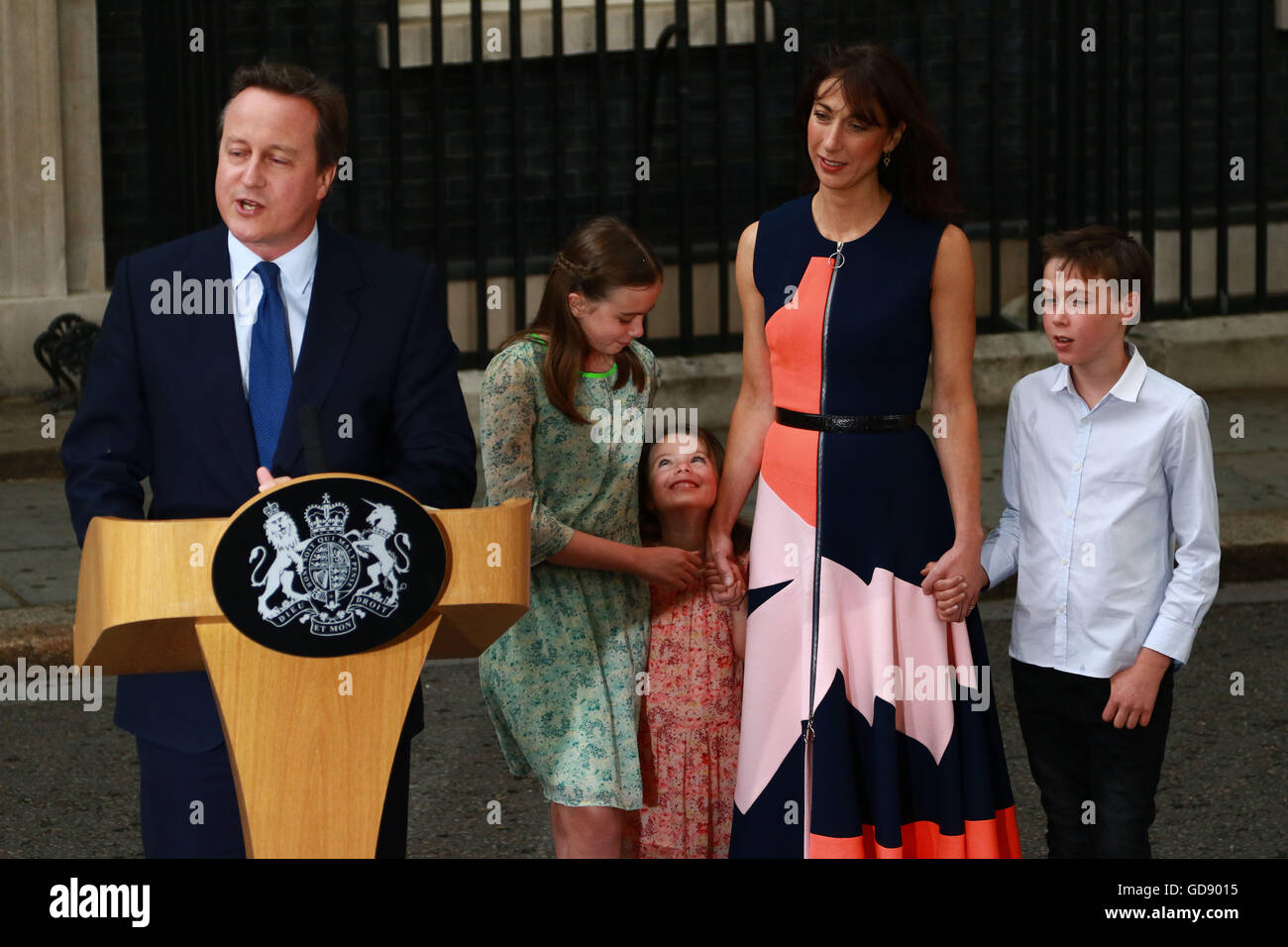 Outgoing prime minister theresa may leaves 10 downing street hi-res ...