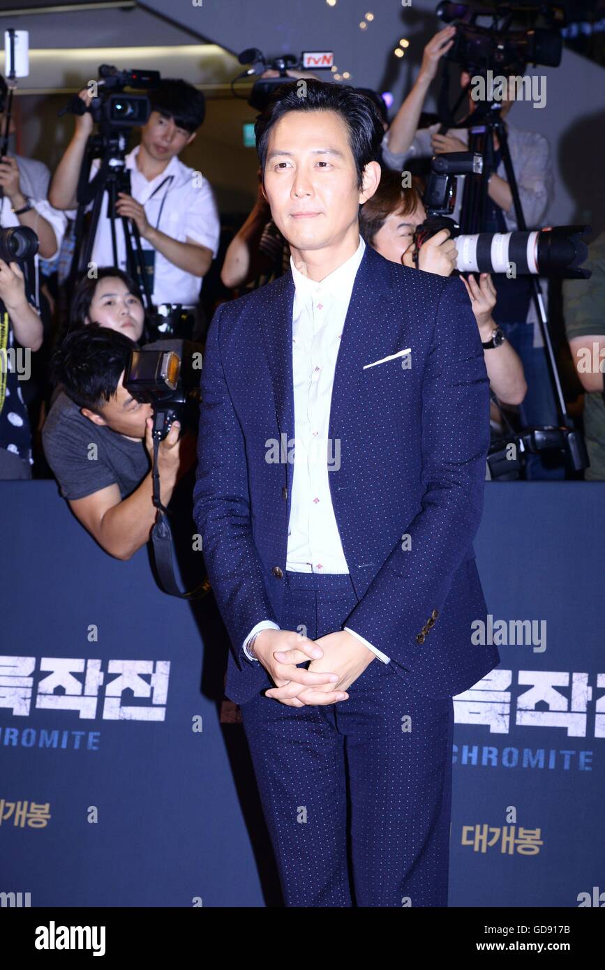 Seoul, Korea. 13th July, 2016. Jung-jae Lee and Liam Neeson attend the ...