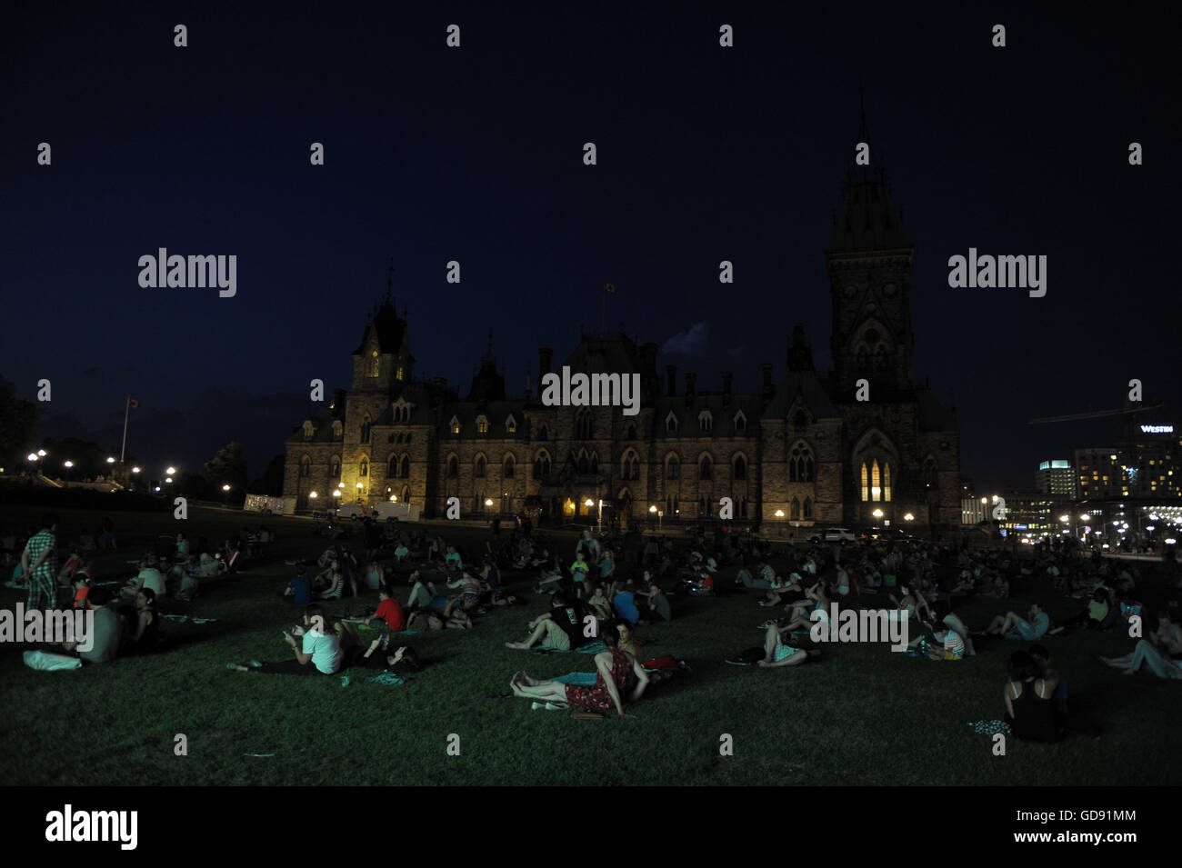 Ottawa parliament buildings trudeau hi-res stock photography and images ...