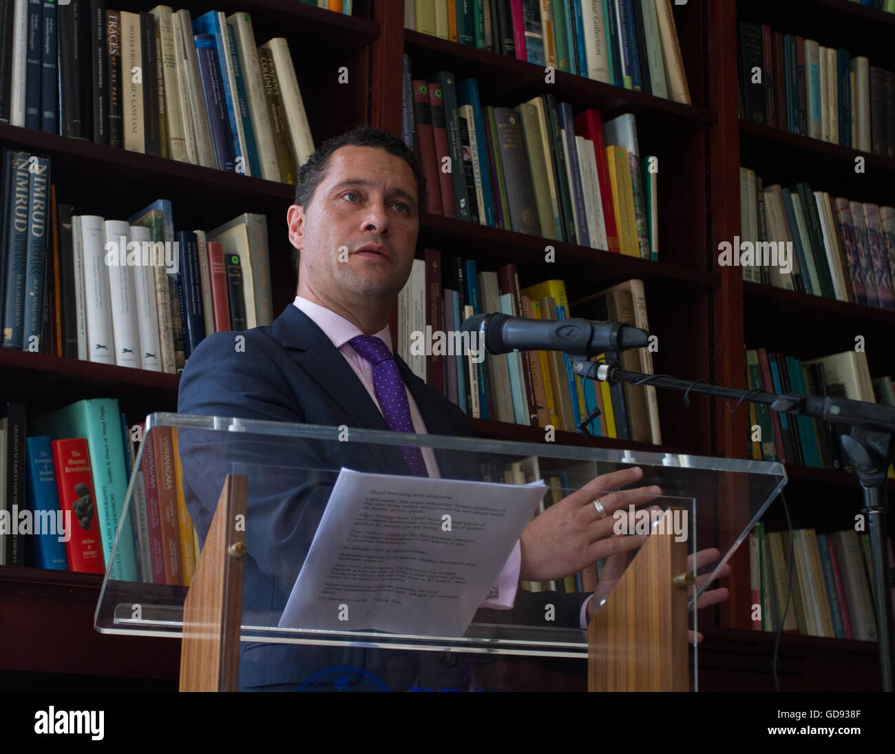 Alexander wolfe hi-res stock photography and images - Alamy