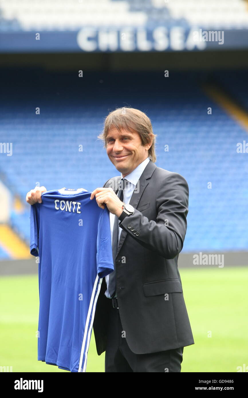 Chelsea Football Club's new Italian manager Antonio Conte, faces the ...