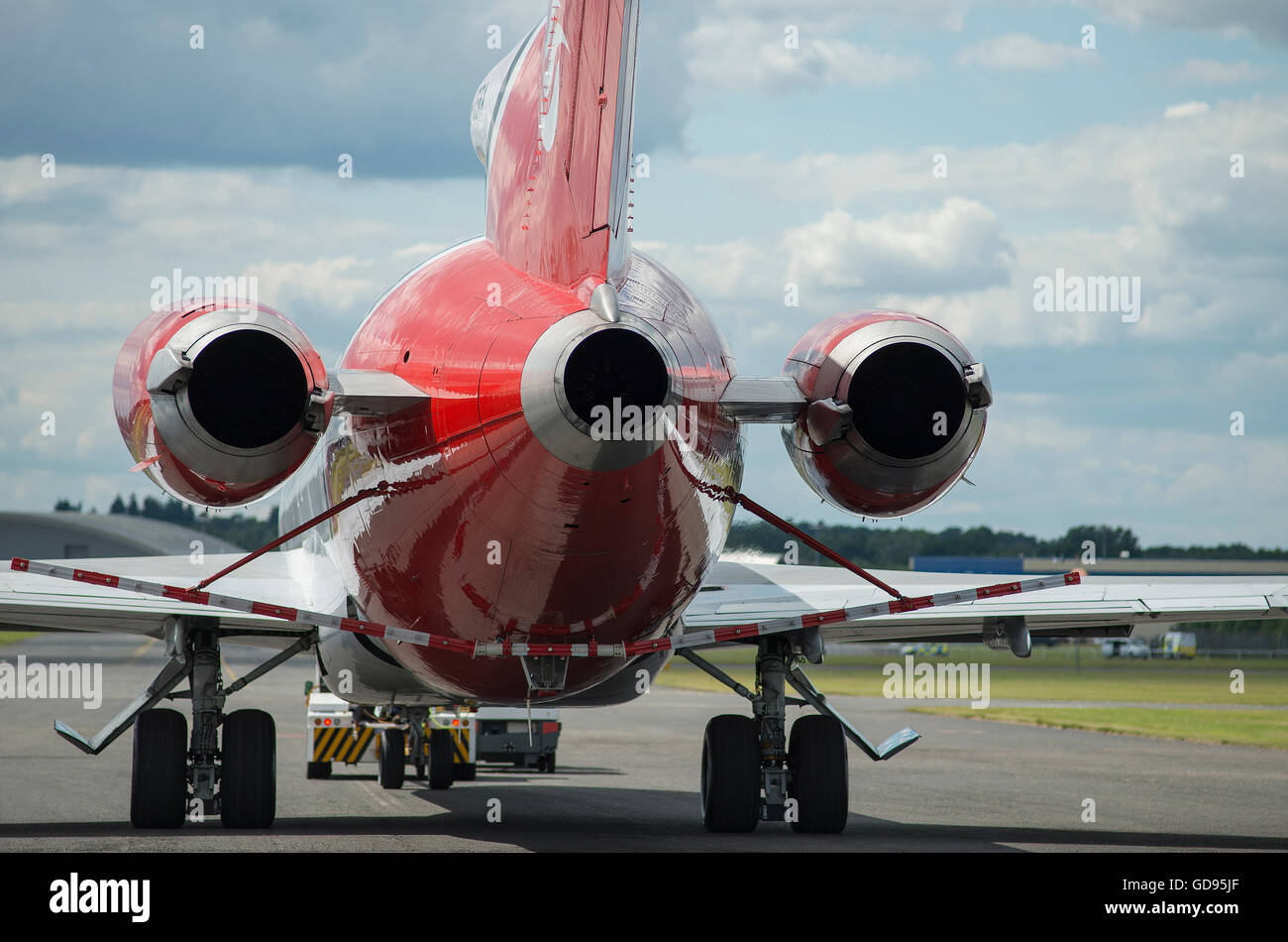 Boeing 727 rear hi-res stock photography and images - Alamy