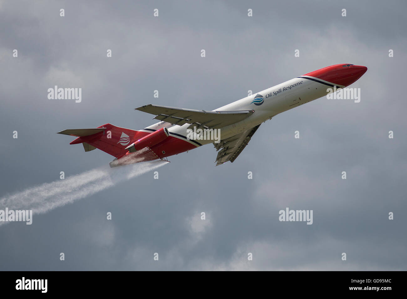 Boeing 727 rear hi-res stock photography and images - Alamy