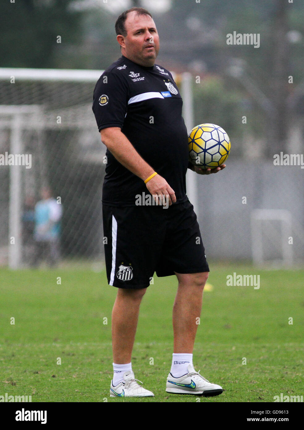 Marcelo fernandes hi-res stock photography and images - Alamy