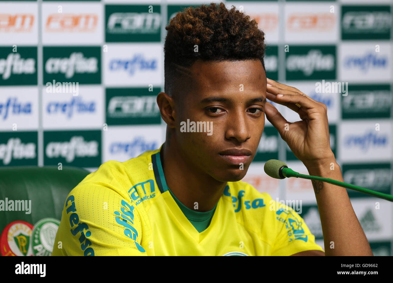The Tche Tche player, SE Palmeiras, gives a press conference after ...