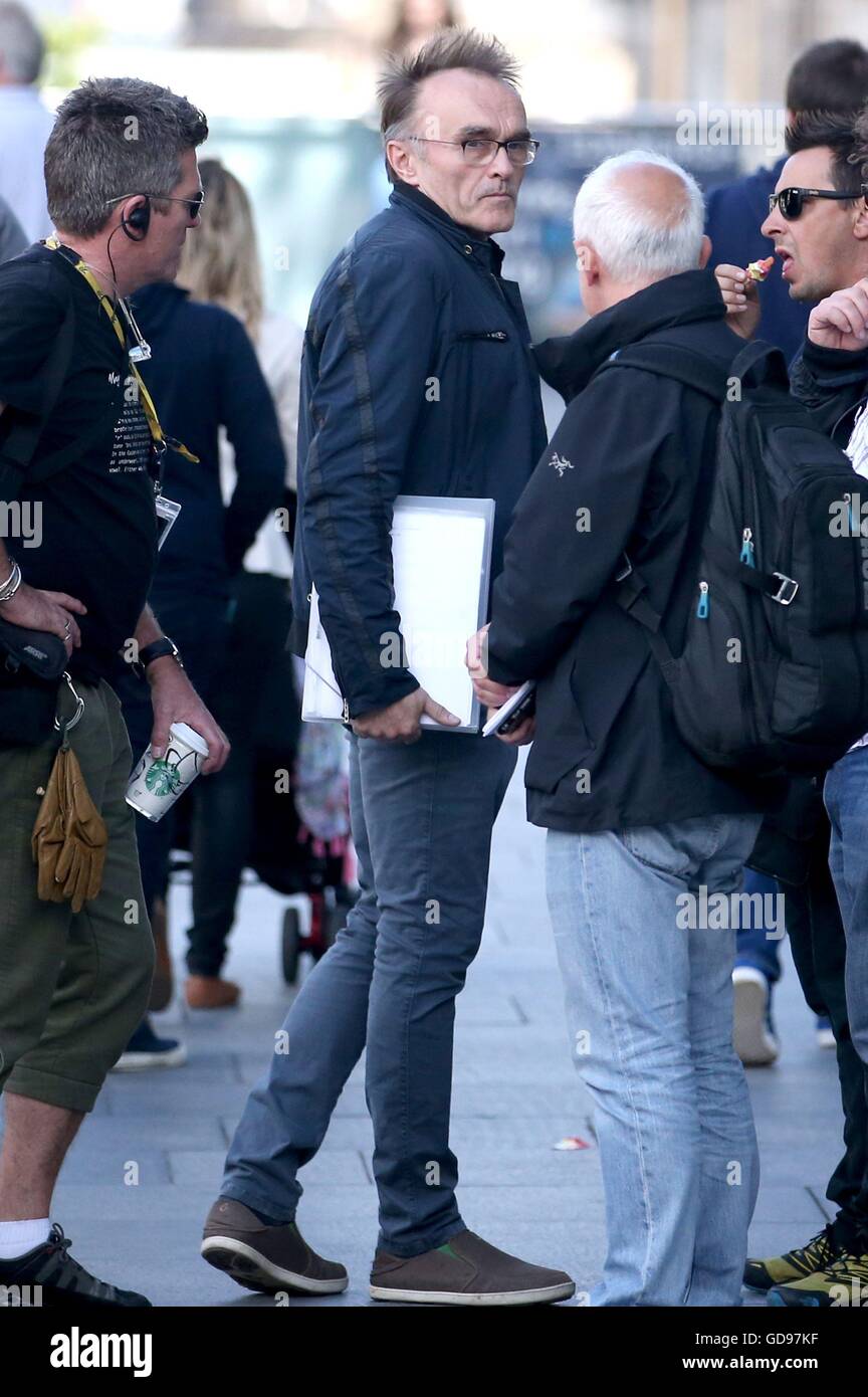 Film director Danny Boyle on the streets of Edinburgh where his new ...