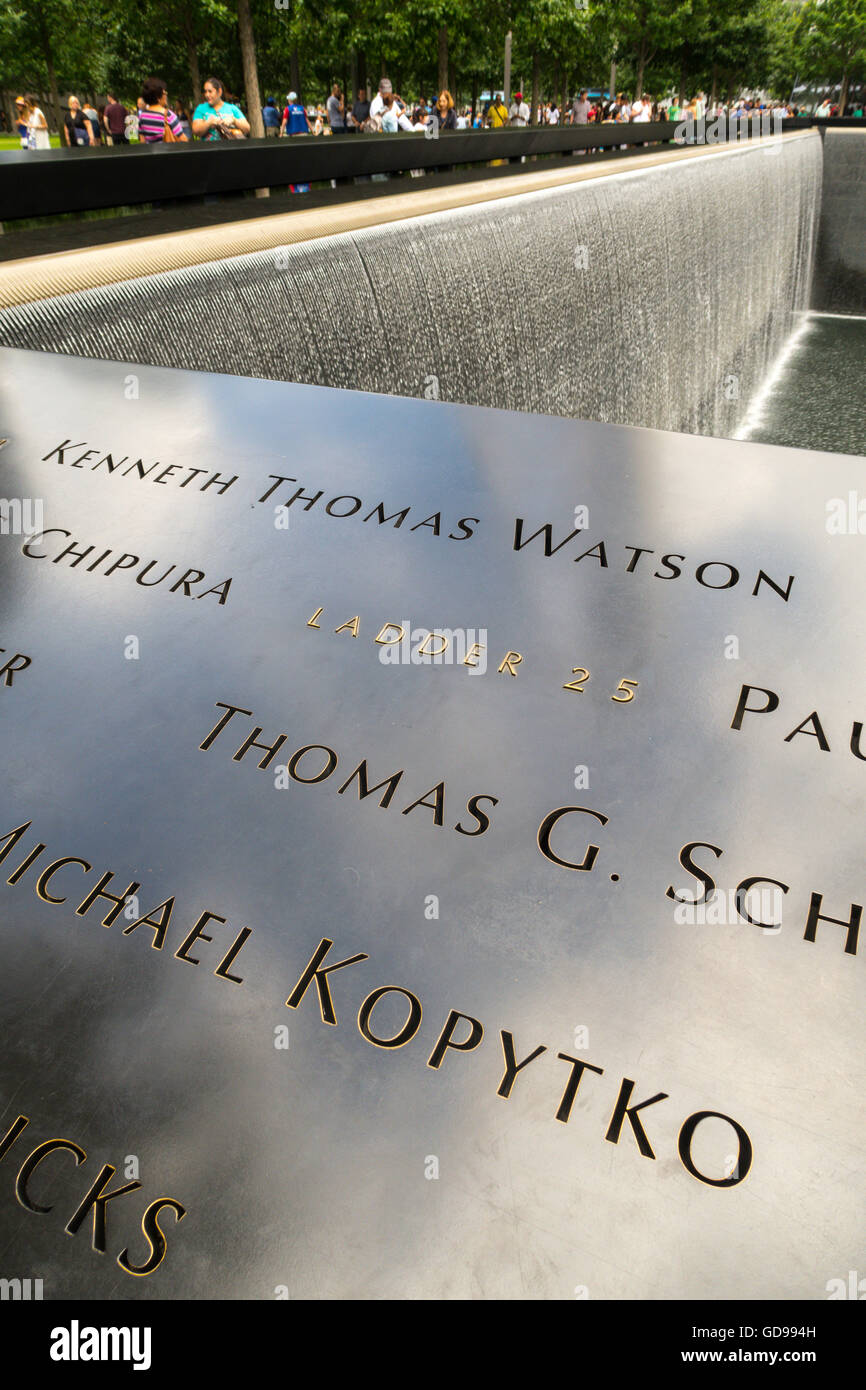 WTC Footprint Memorial Pools "Reflecting Absence" at the The National ...