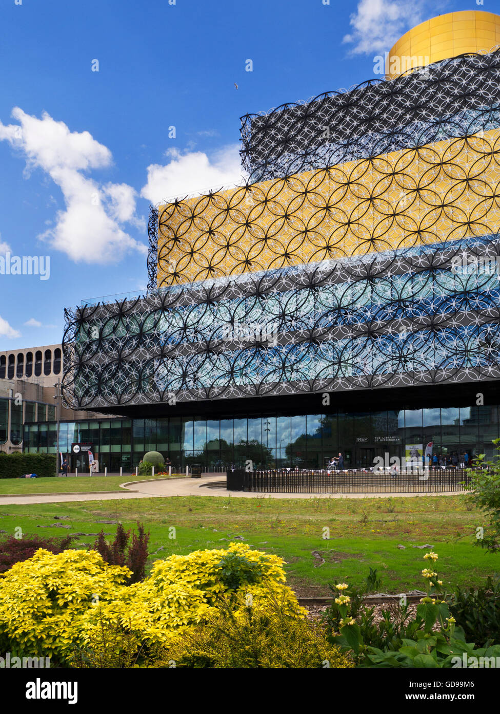 Library of birmingham building hi-res stock photography and images - Alamy