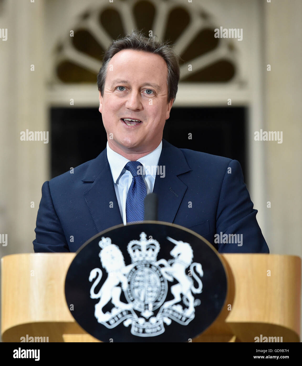 David Cameron makes a speech outside 10 Downing Street in London ...