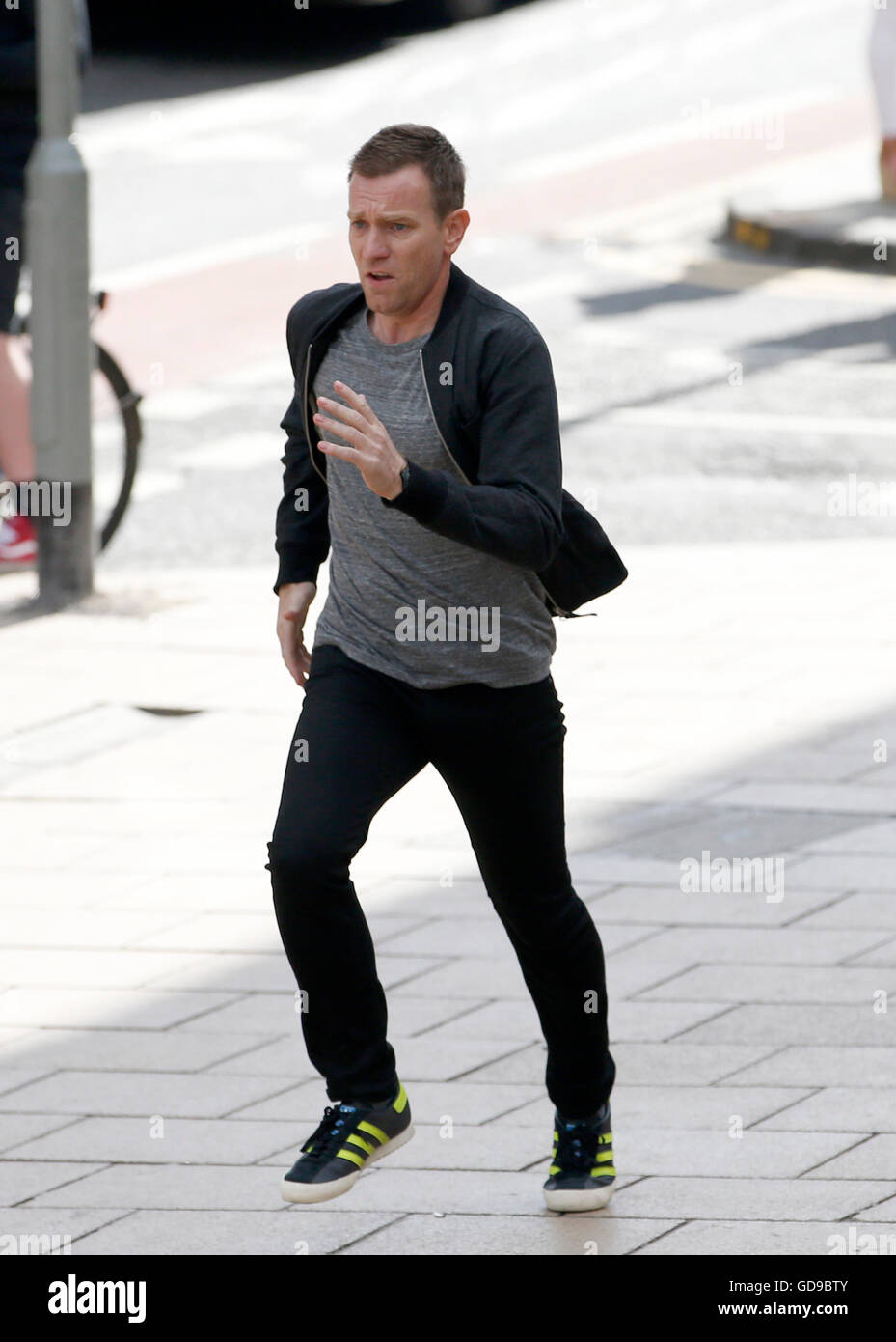 Actor Ewan McGregor on the streets of Edinburgh where scenes for the ...