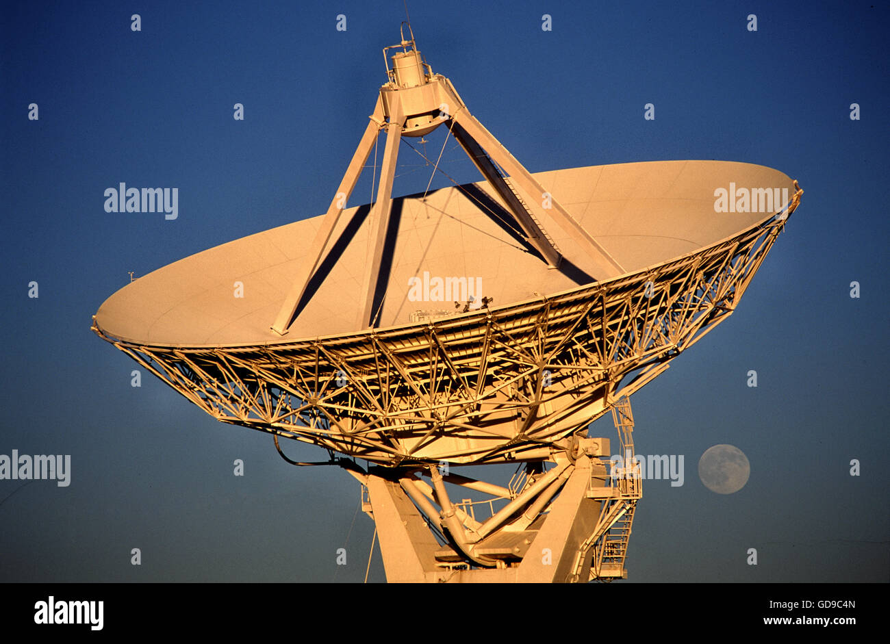 VLA Radiotelescope Dish. The Very Large Array, one of the world's ...