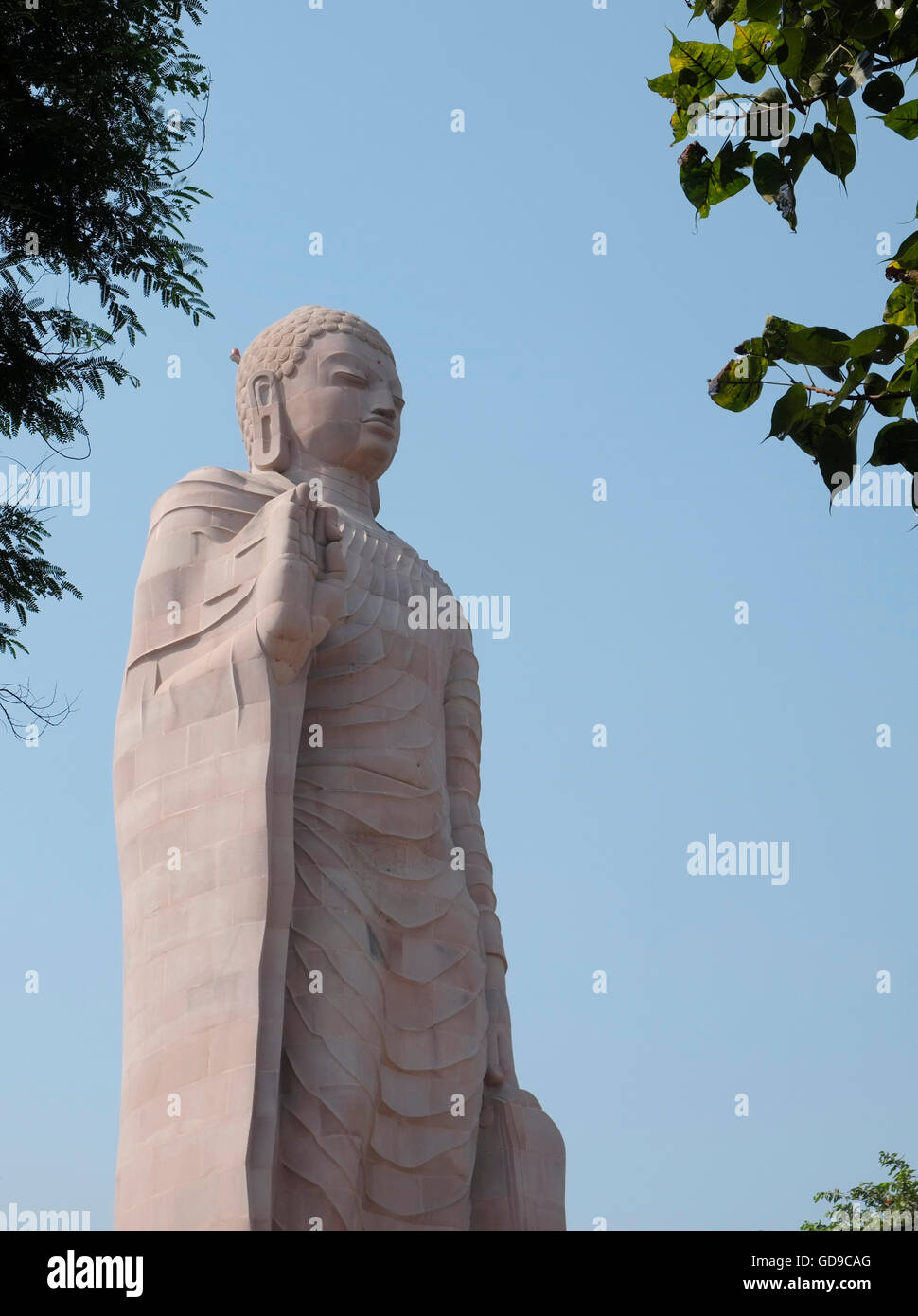 Sarnath buddha hi-res stock photography and images - Alamy