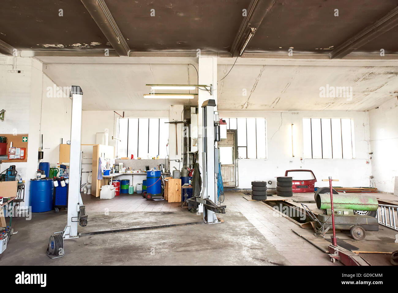 Interior picture of a workshop Stock Photo - Alamy