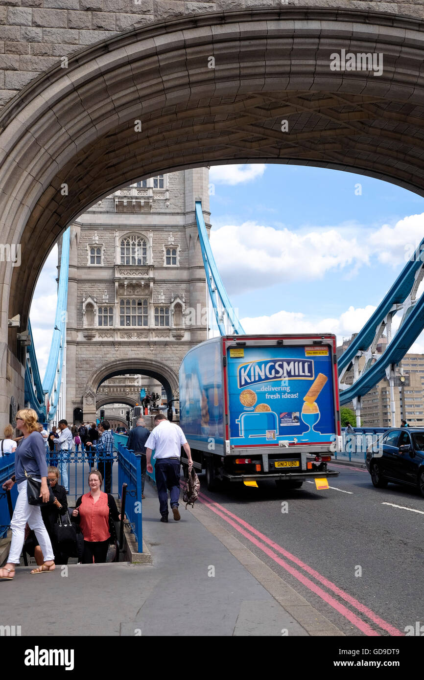 A delivery vehicle crosses tower Bridge in London Stock Photo - Alamy