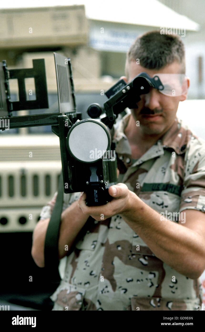 Stinger missile hi-res stock photography and images - Alamy