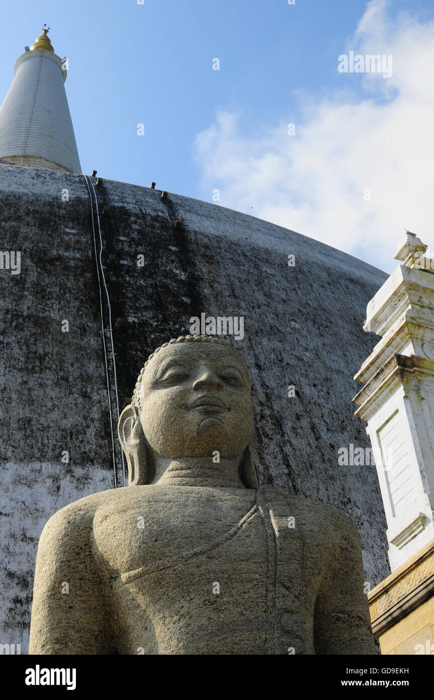 Anuradhapura stupa hi-res stock photography and images - Alamy