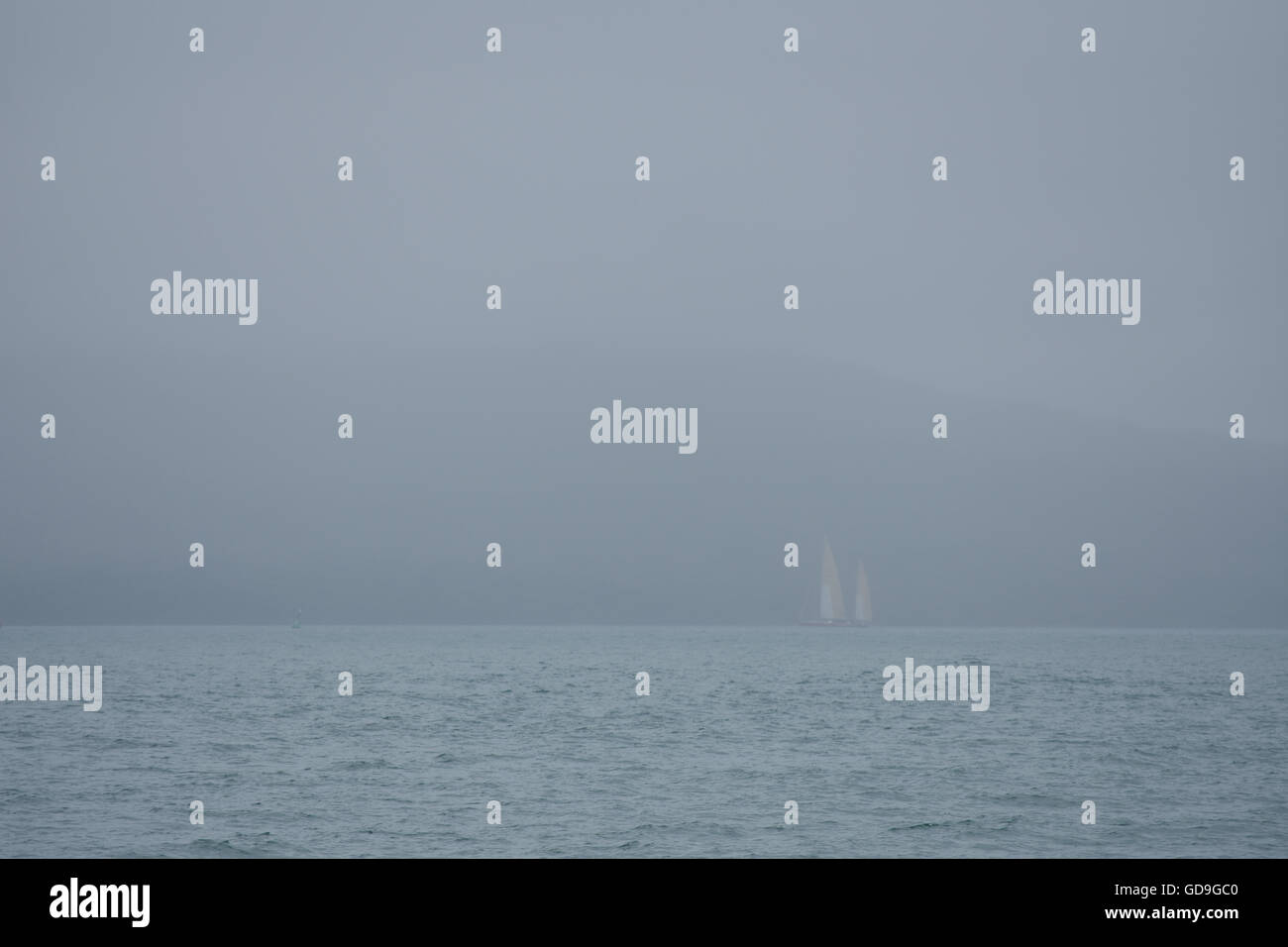 Dense sea mist hi-res stock photography and images - Alamy