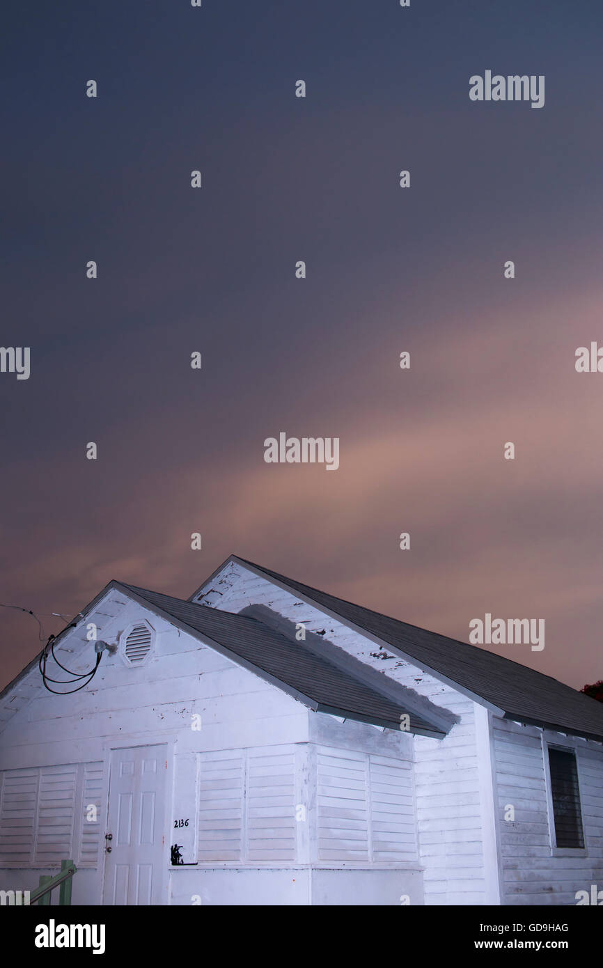 Haunting hi-res stock photography and images - Alamy