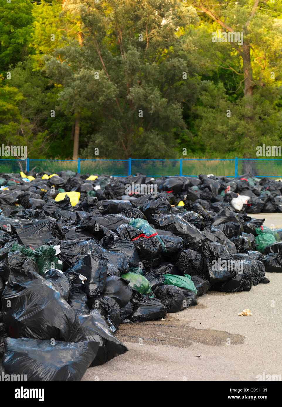 City Garbage Stock Photos & City Garbage Stock Images - Alamy