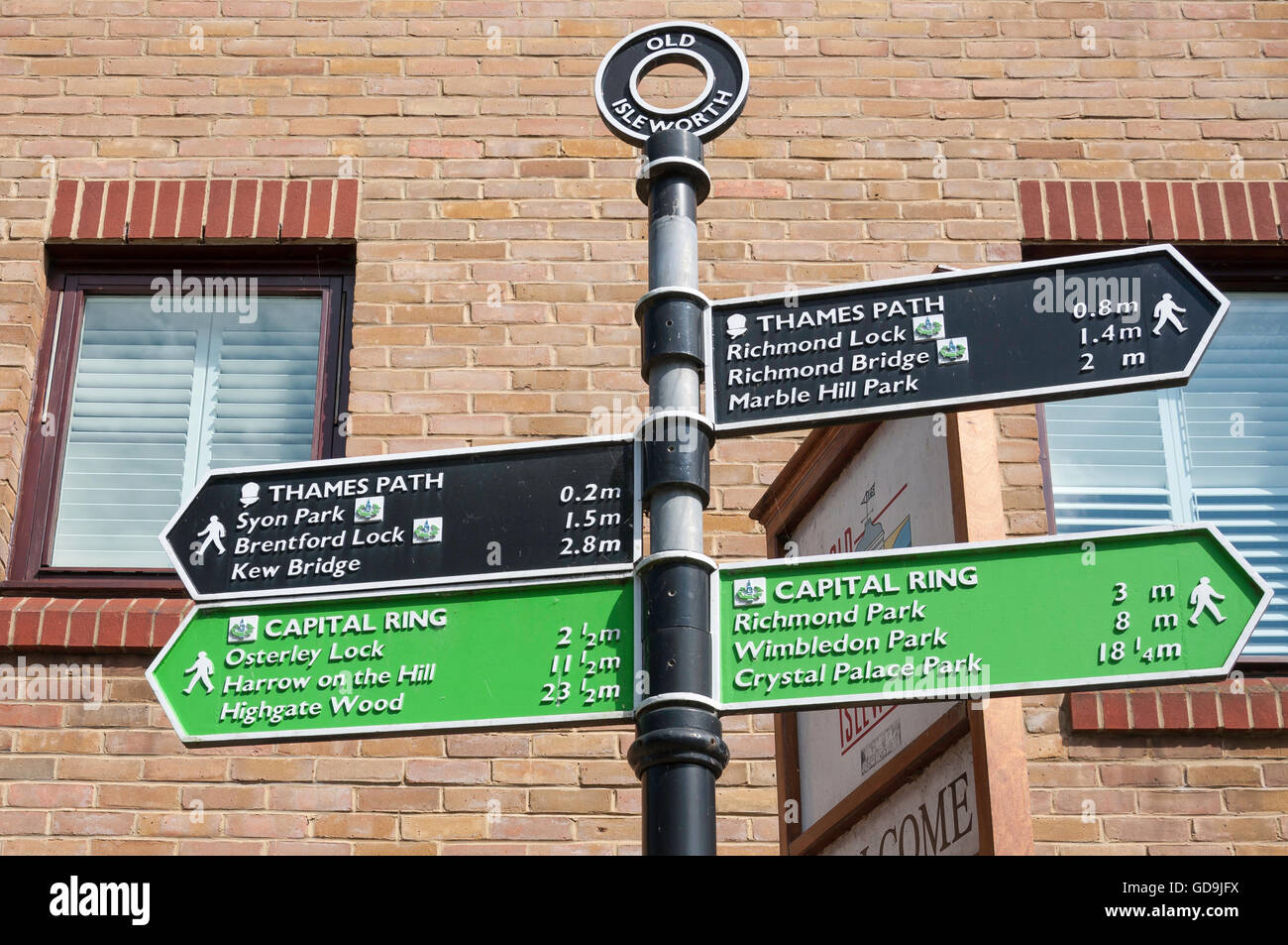 Attractions sign hi-res stock photography and images - Alamy