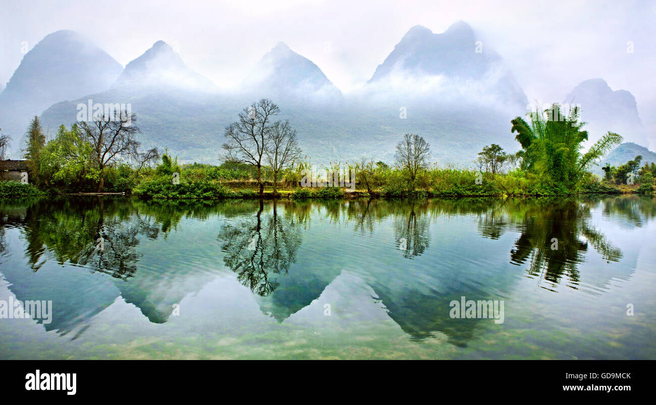 Guilin city scenery hi-res stock photography and images - Alamy